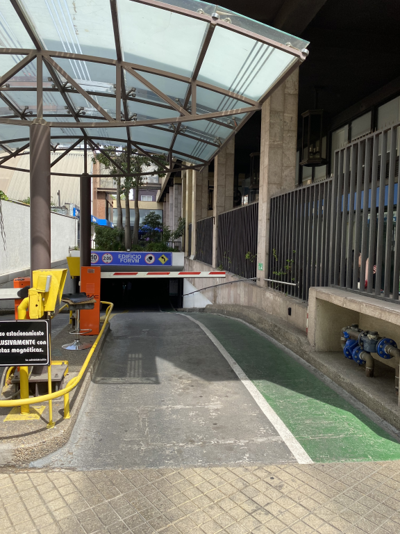 Estacionamiento en Venta en Providencia | 48508239 | Emol Propiedades